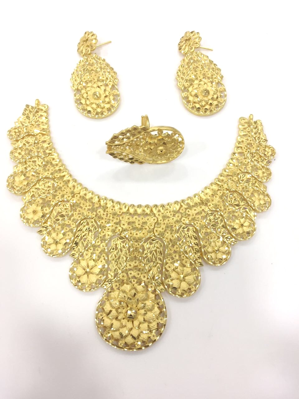 Gold Forming Jewellery Gold Forming Jewelry Suppliers Traders in India